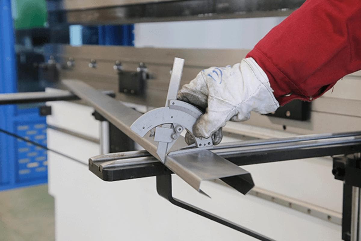 How to Build And Maintain Your Press Brake - ADH Machine Tool