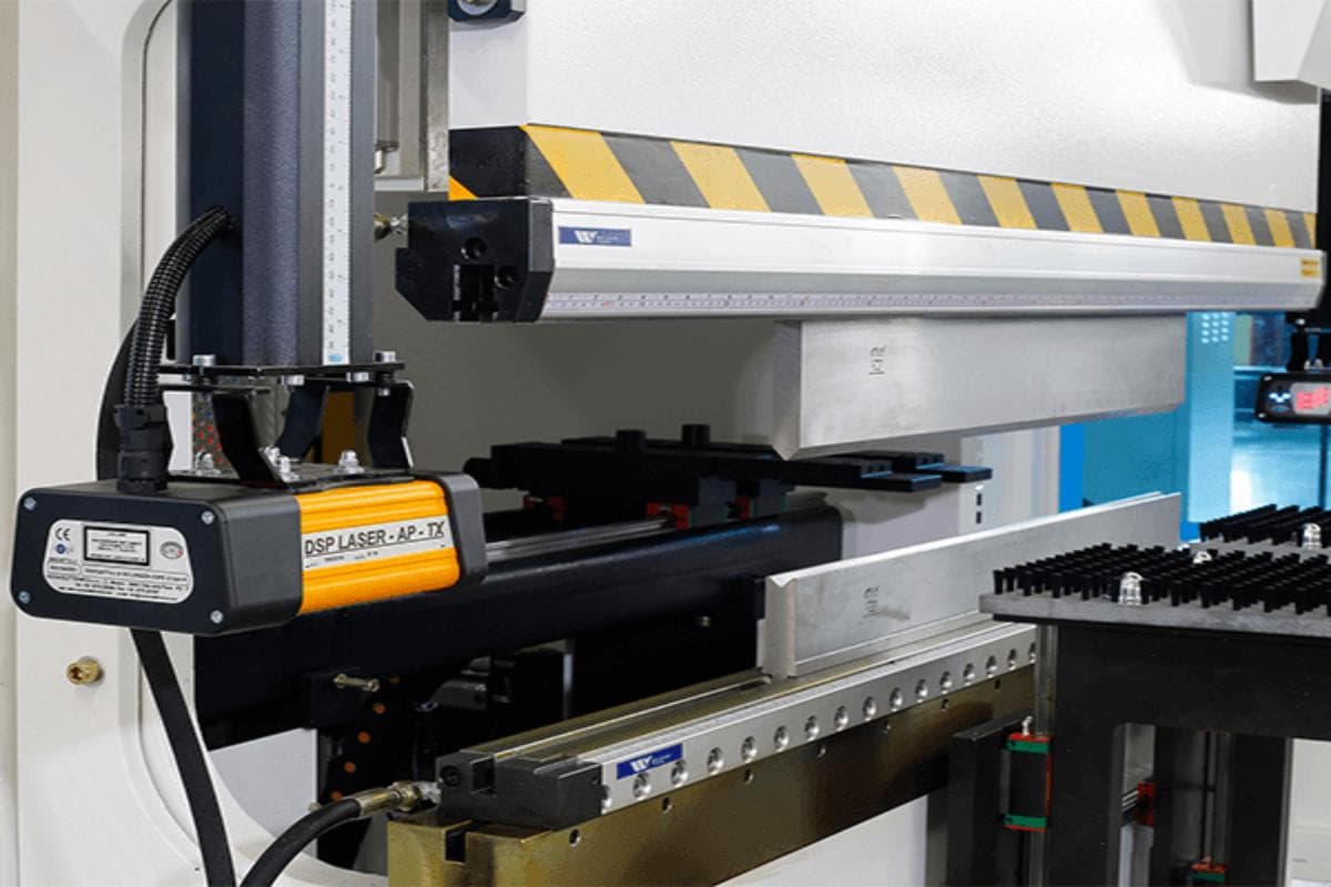 Press Brake Operation Manual - ADH Machine Tool - Machine RFQ