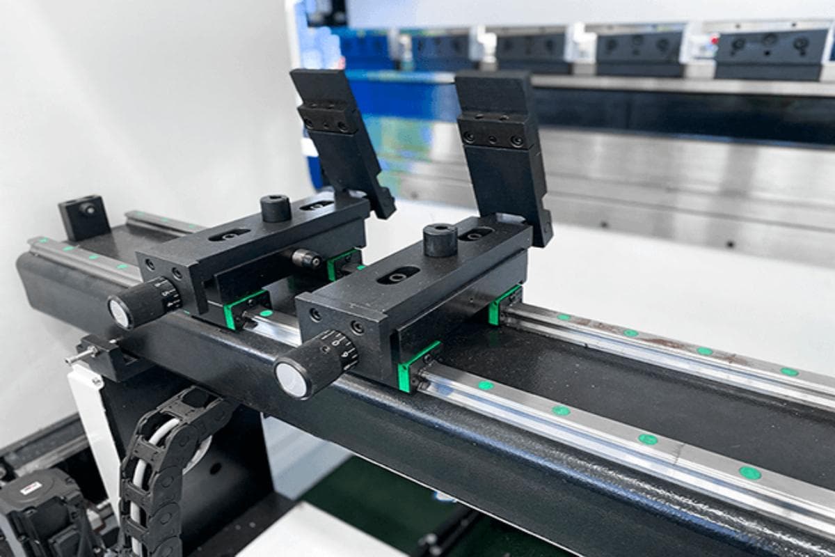 Guide to Press Brake Software - ADH Machine Tool