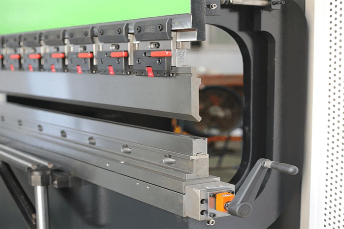 Press Brake Operation Manual - ADH Machine Tool - Machine RFQ