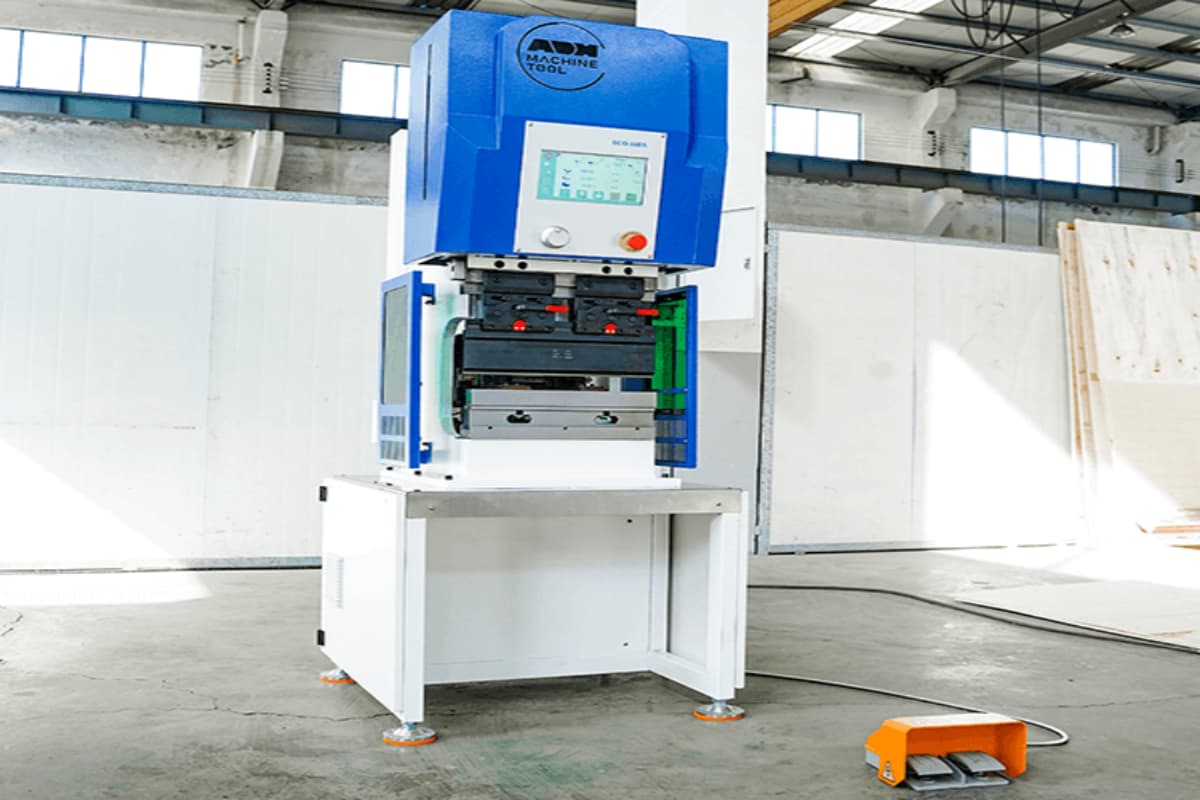 Hydraulic Press Brake vs Electric Press Brake: Which Is Better? - ADH ...