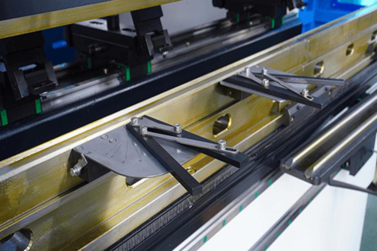 Ultimate Guide to Press Brake Tools - ADH Machine Tool
