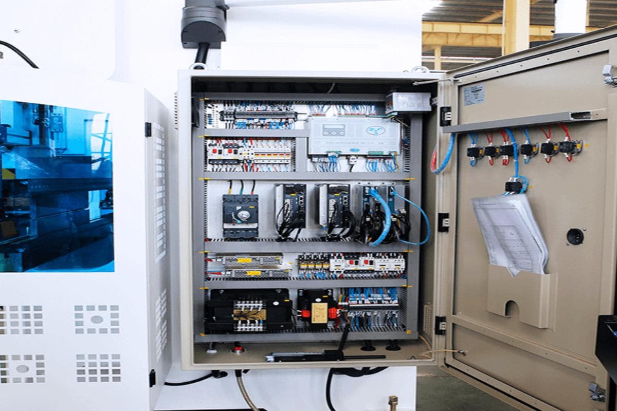 Press Brake Maintenance: The Ultimate Guide - Machine RFQ