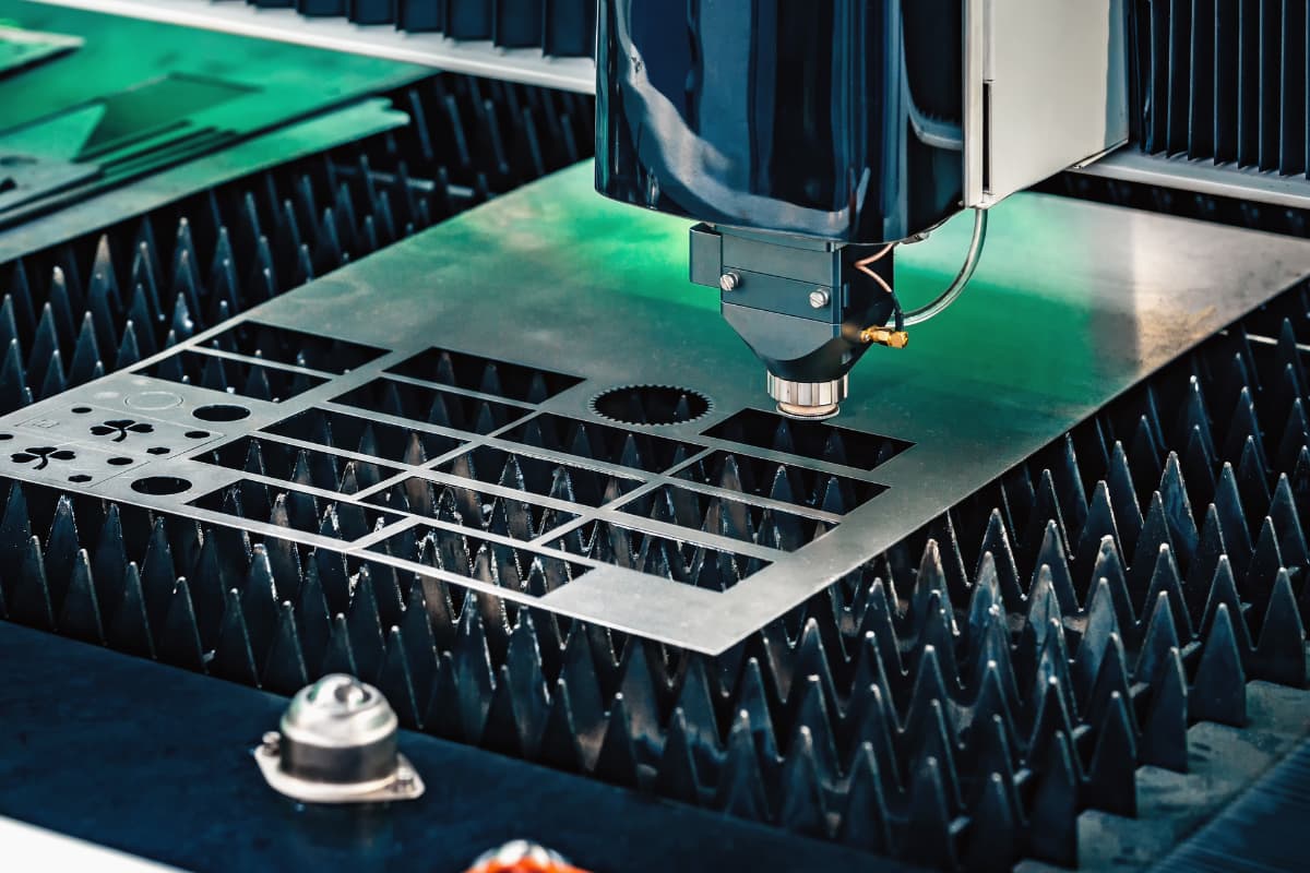 How to Use a Laser Cutting Machine: A Beginner's Guide - ADH Machine Tool