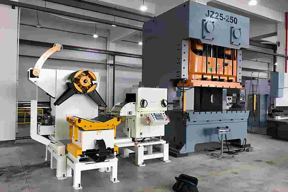 Press Brake vs Punch Press: The Ultimate Difference Analysis - Machine RFQ