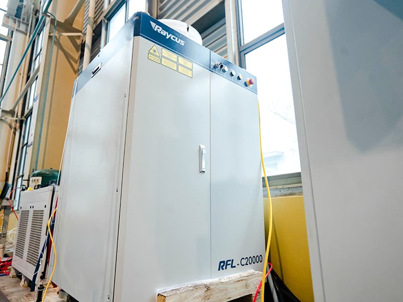 2025 Top Beoordeelde Grondrail Laser Snijmachine te Koop - ADH Machine Tool