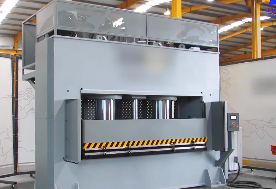 Hydraulic Press: The Science Behind Objects - Machine RFQ