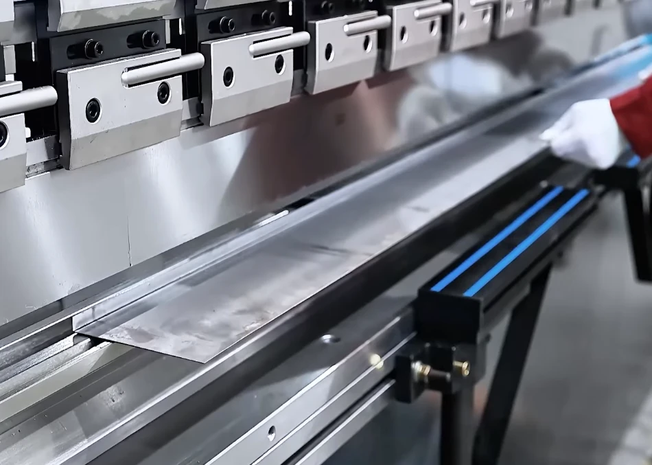 Press Brake Urethane Pads: Tonnage, Deflection, and How to Prevent ...