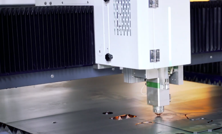 3000W Fiber Laser Cutting Machine Costs, Thickness Limits, and ROI ...